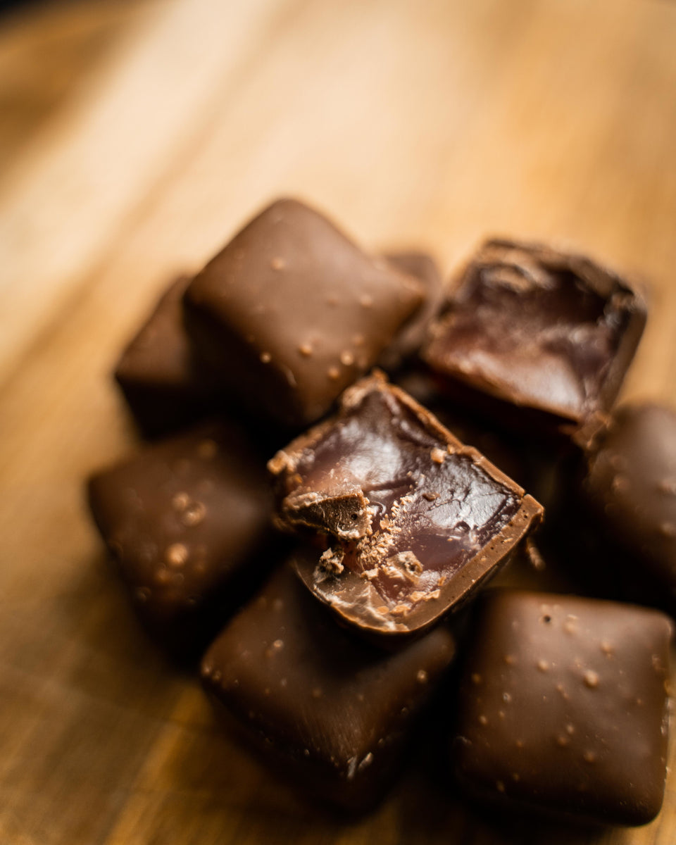 Red Hill Confectionery - Milk Chocolate Coated Rose Turkish Delight 20